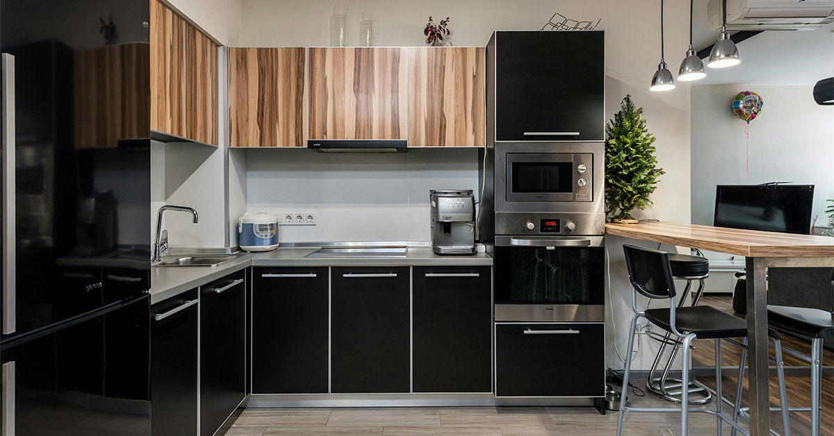 A Guide To Different Types Of Kitchen Layouts | McCoy Mart